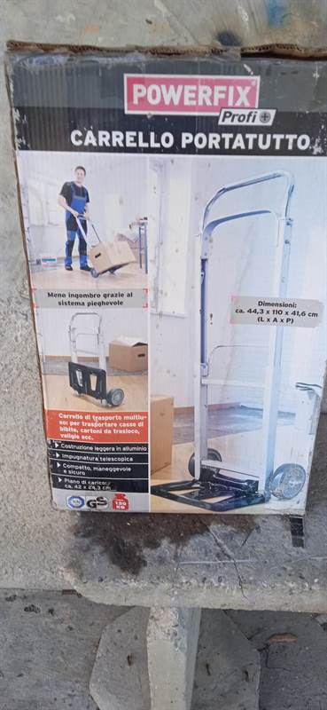 Carello nuovo portata 120kg - in vendita a Udine